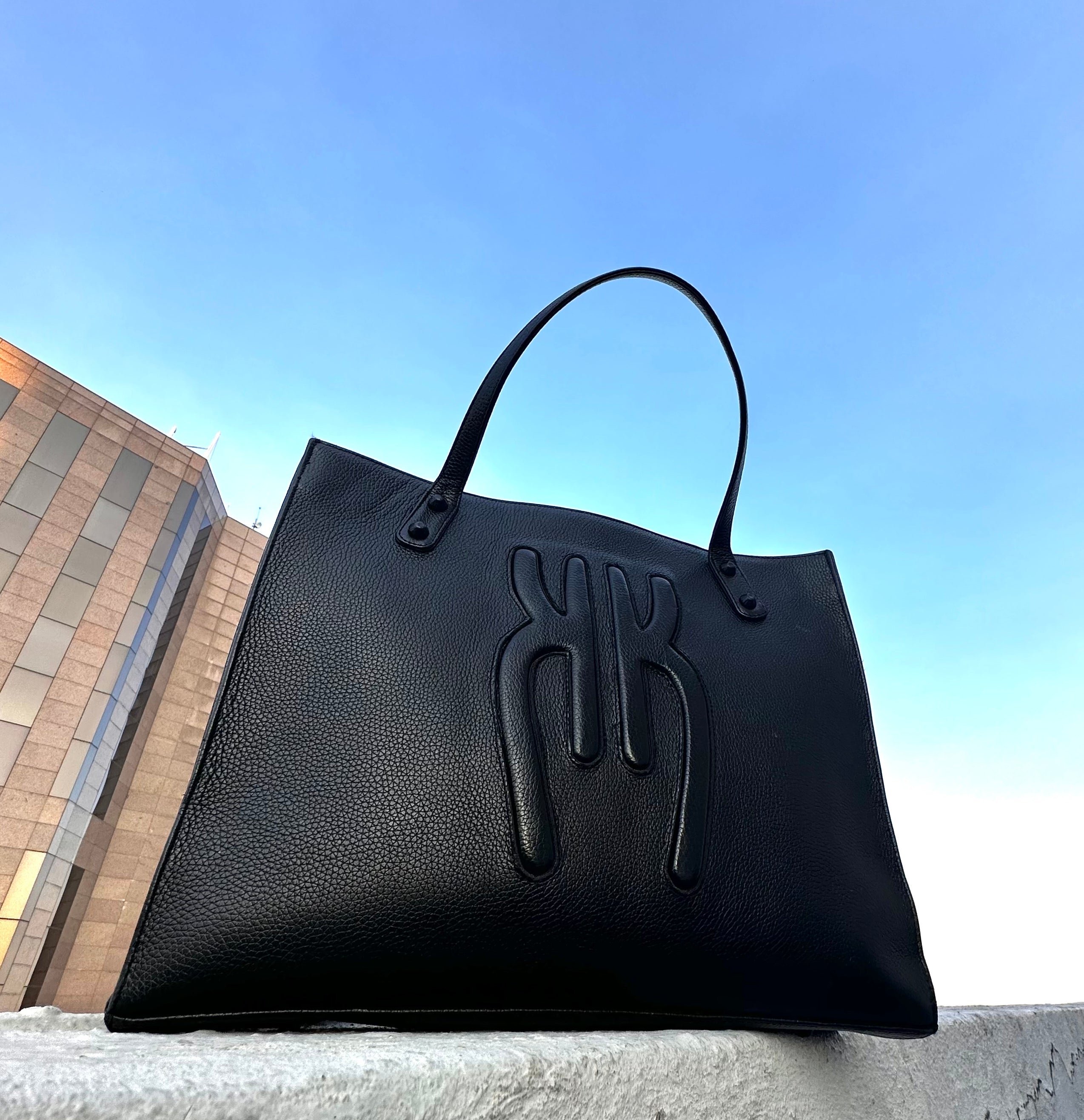 Signature – Koki Kamala